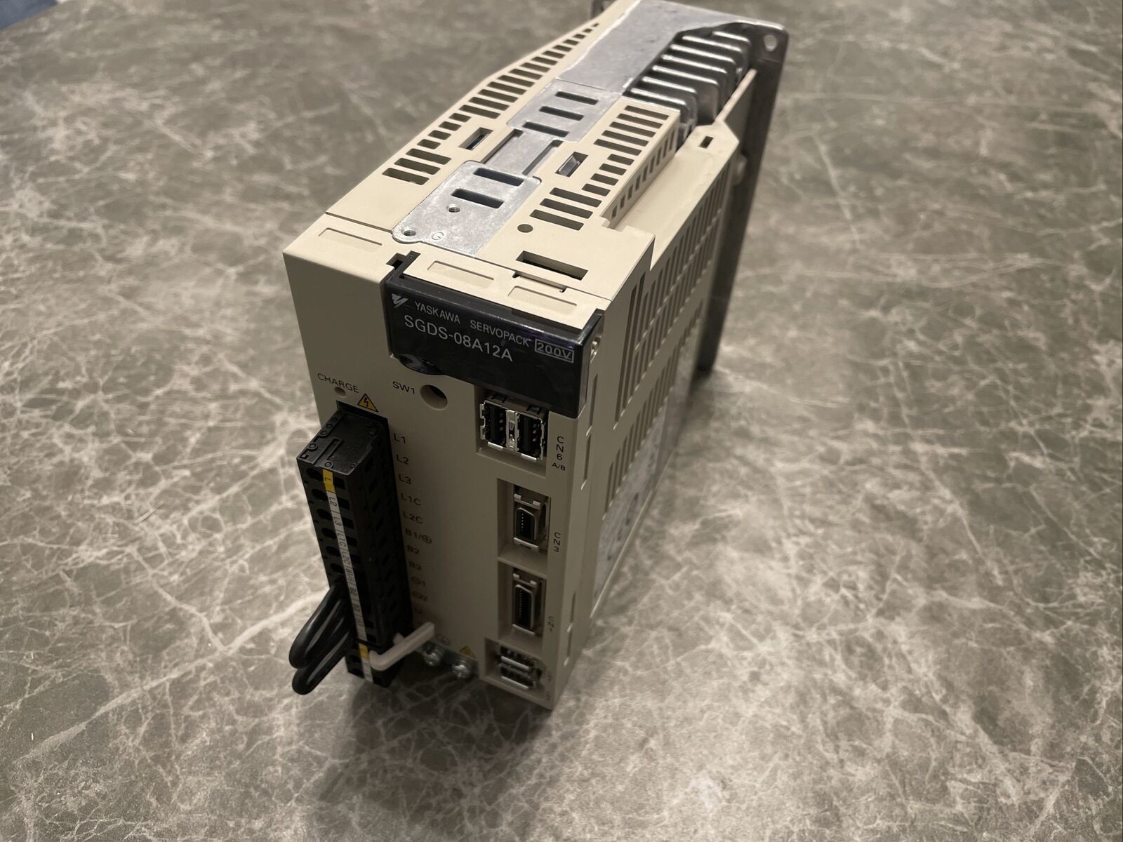 SGDS-08A12A YASKAWA Sigma 3 Industrial Servo Drives 750W SERVOPACK